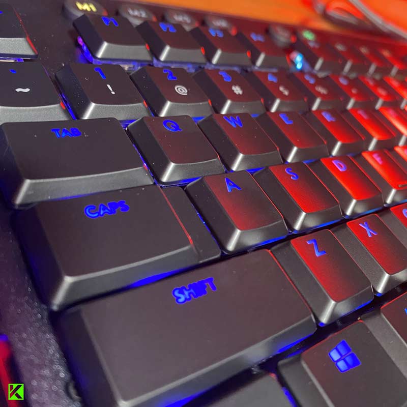 Review Logitech G813, LIGHTSYNC RGB Mechanical Gaming Keyboard Terbaik ...