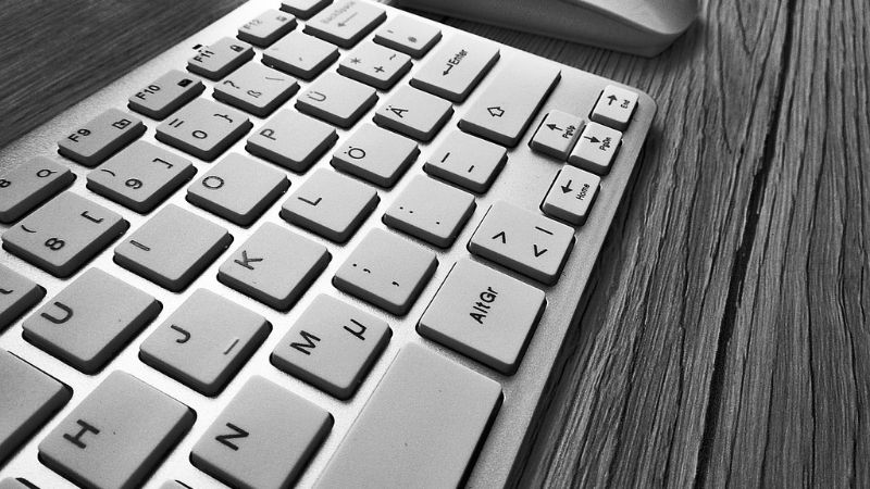 5 Manfaat dan Tips Menggunakan Layout Keyboard TKL serta Pilihan ...
